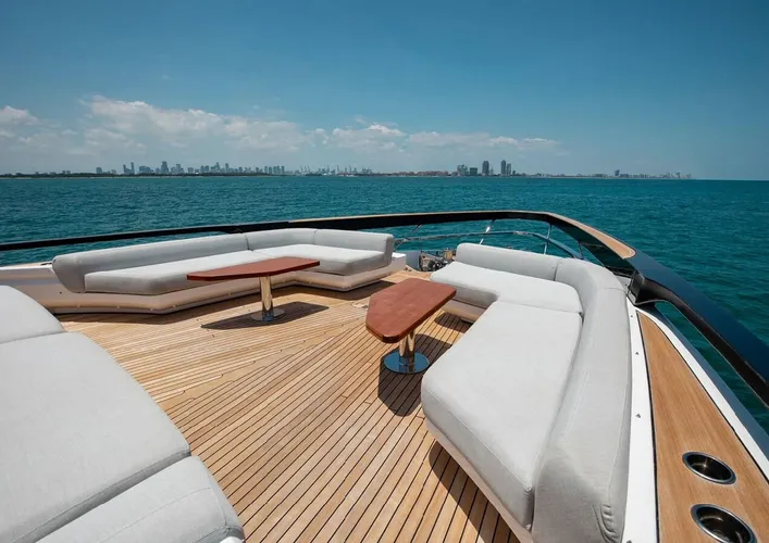LANCE WEST yacht for sale (Azimut, 28.72m, 2022)